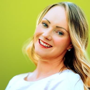 Free AI Voice Generator: Realistic Text to Speech & Voice Cloning